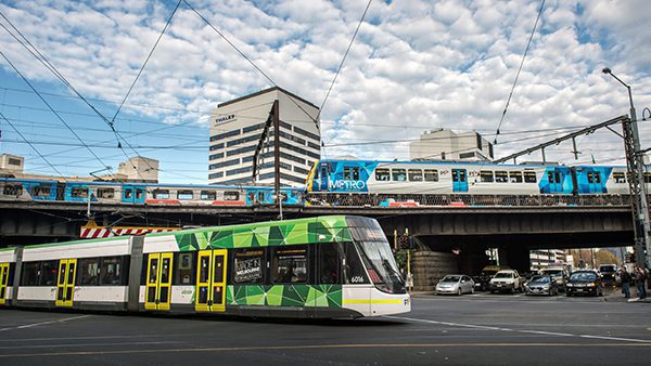 ebblo – Intermodal Transport Control Systems for Public Transport